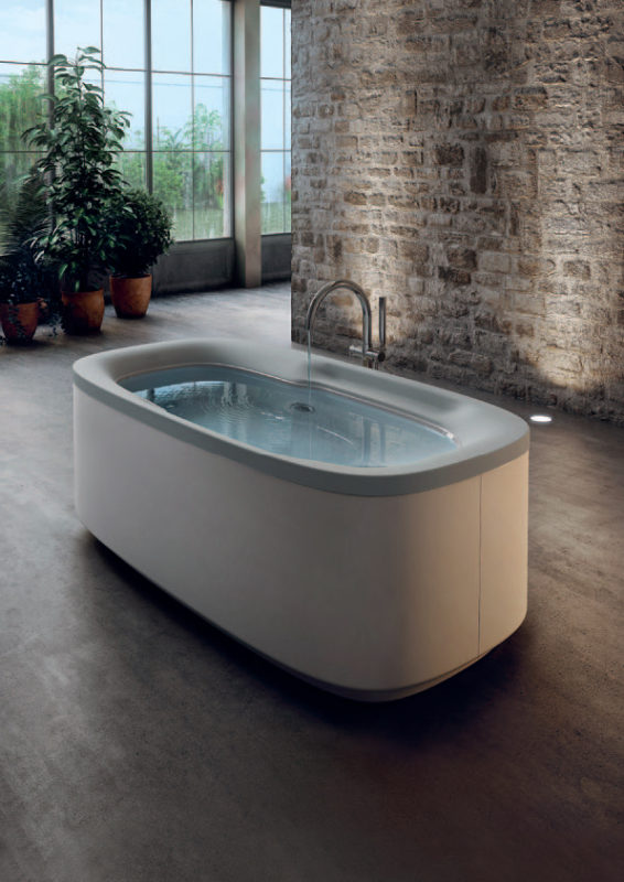 Freestanding Baths - Traditional and Modern Designs Suited to All Styles